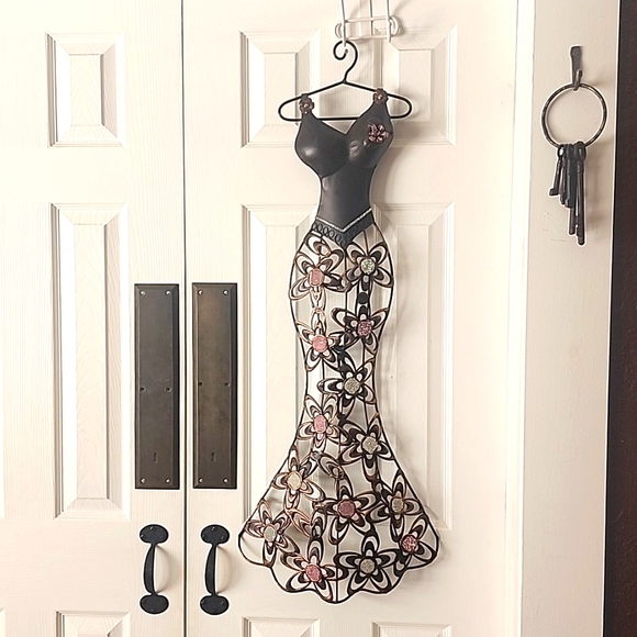 Princess Decor | Art | Curvy Metal Decor Dress With Bling On A Hanger ...